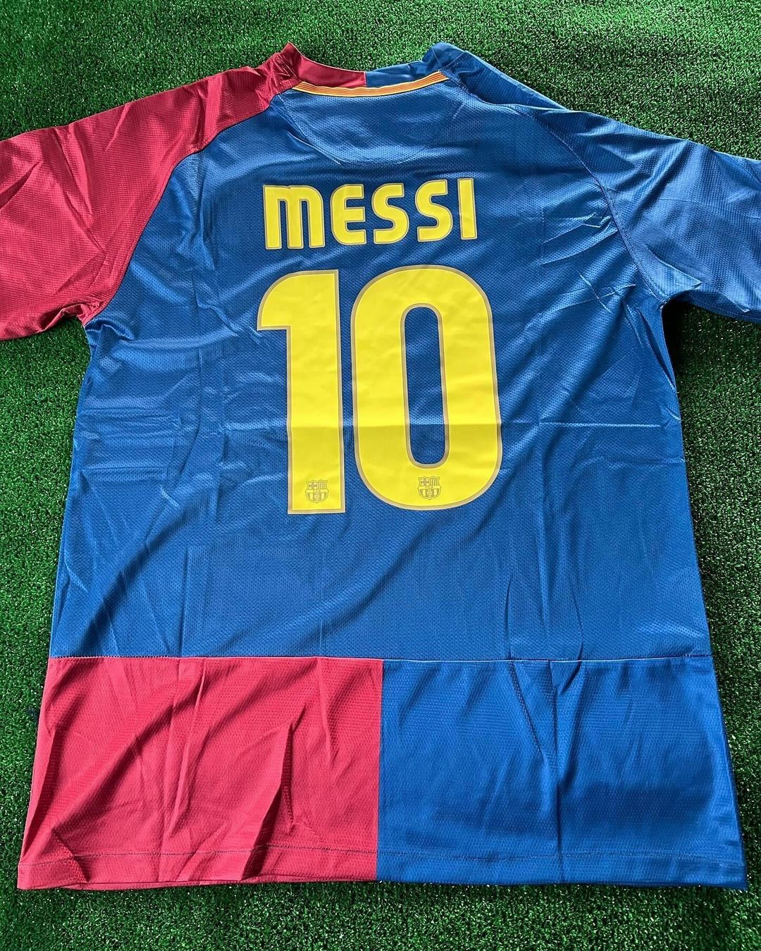 "Lionel Messi Barcelona Retro Short-Sleeve Jersey" – Jersey Culture